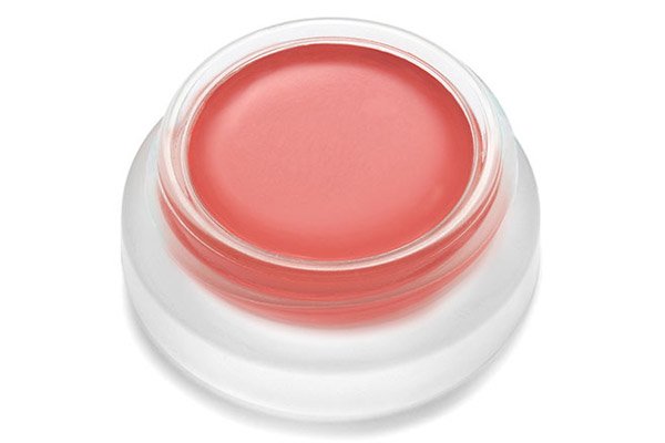 5 Road Trip Must Haves For Ladies Who Want To Look And Feel Fresher