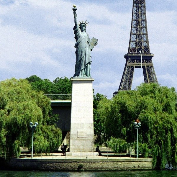 Bastille Day: French Independence Day vs Americas 4th of July Explained