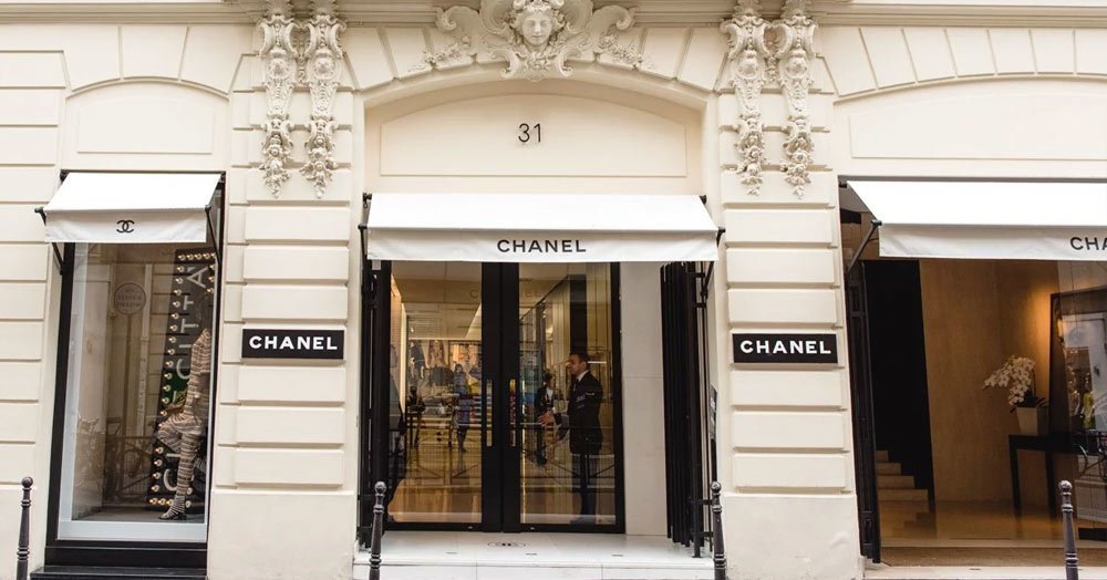 Secret Facts, History & Timeline Of COCO CHANEL: Life & Brand