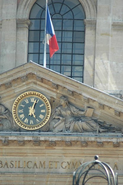 All 13 of France's Time Zones explained!