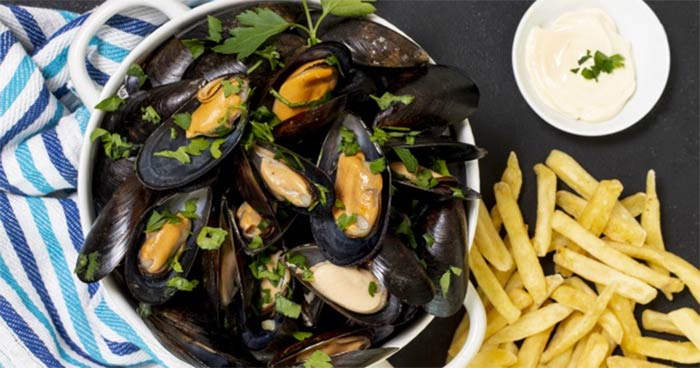 100 Essential French ingredients for your French grocery list