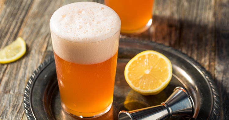 77 French Apéritif drinks explained: A mini guide to predinner