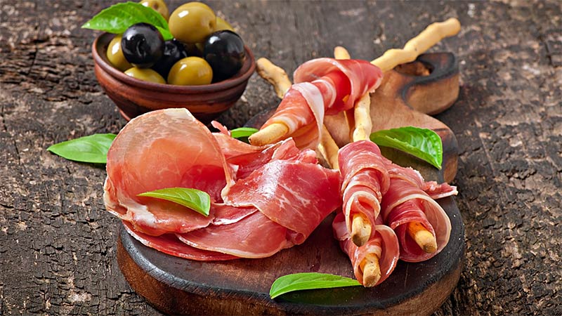 French charcuterie board meats explained: For beginners