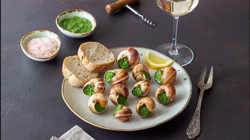 French Christmas food in France: 27 holiday dinner menu traditions