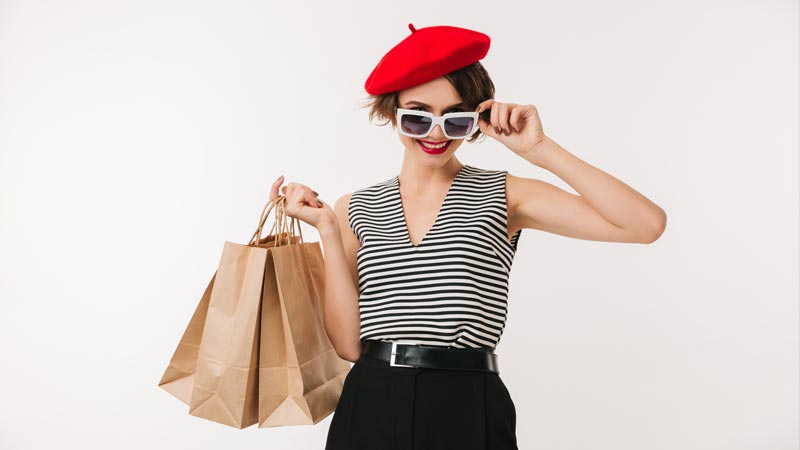 50 Weird French traditions & customs: Normal in France but strange to