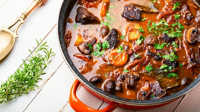 Decoding the formal French multi course meal: 2 to 7 courses