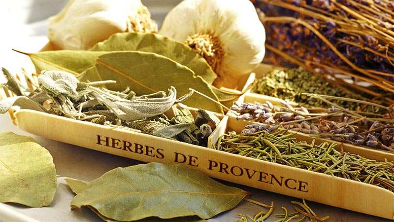 French herbs, spices & seasonings used in French cuisine